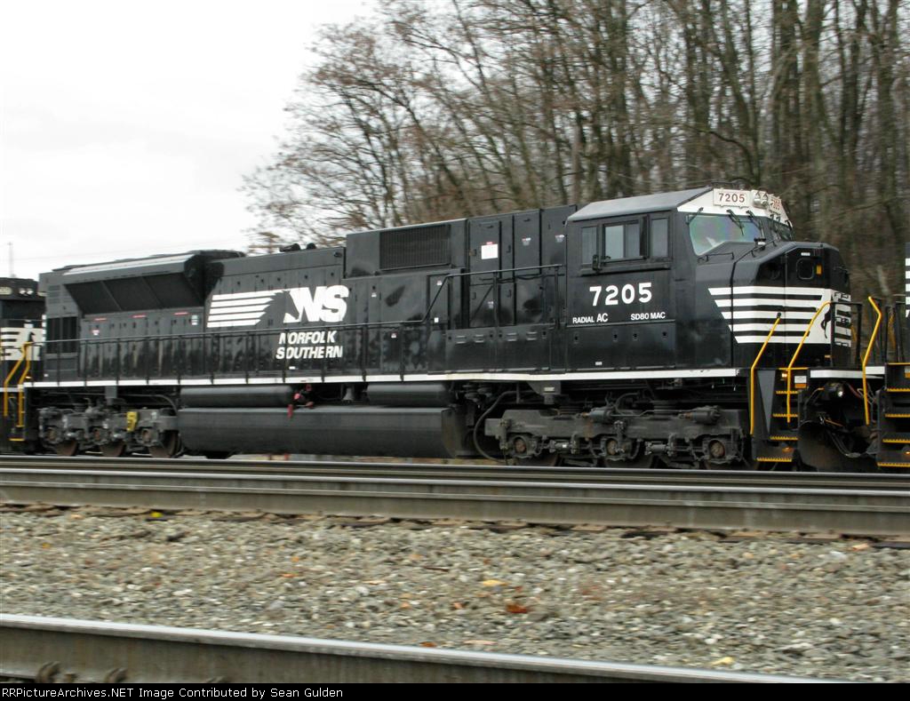 NS 7205